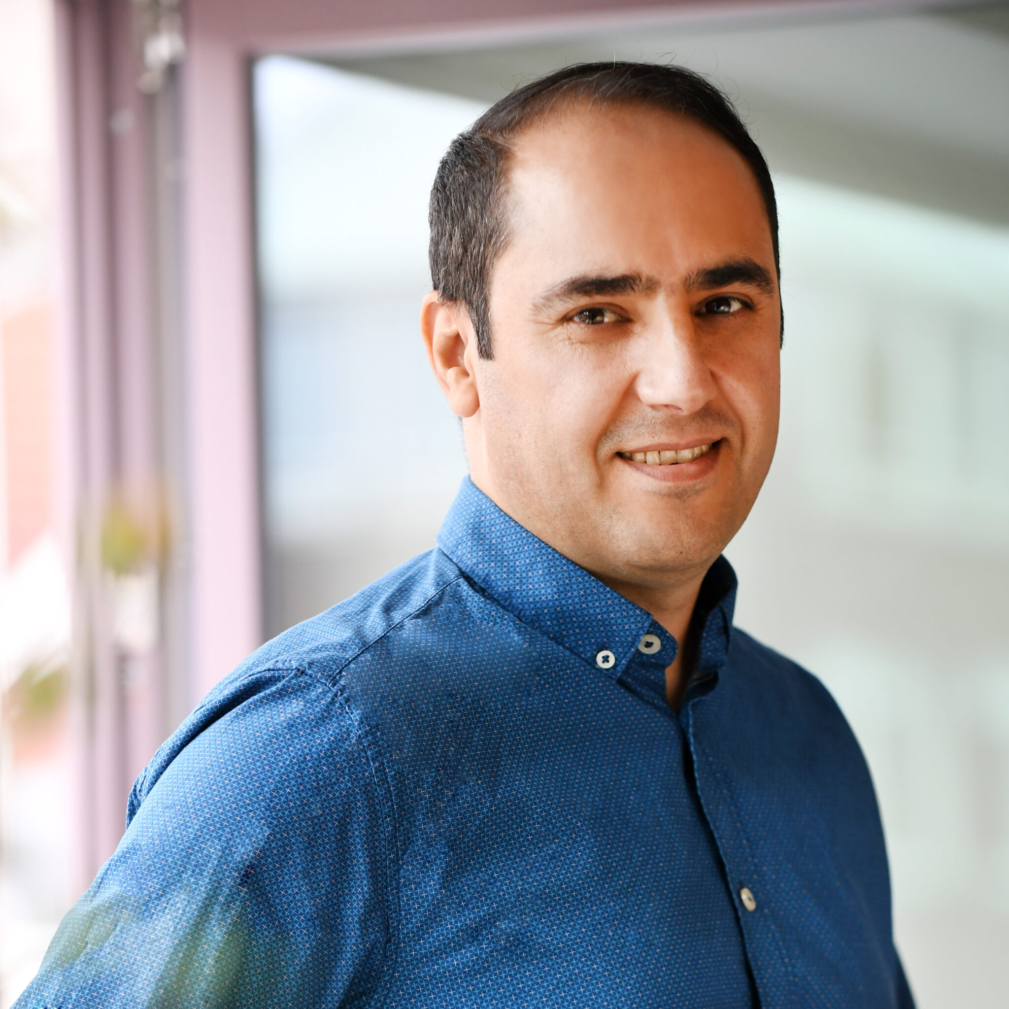 "Frag Homayoon!" – Interkulturelle Sprechstunde im Kulturhaus Eidelstedt